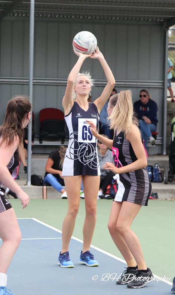 BERWICK – SEASON REVIEW – Outer East Football Netball